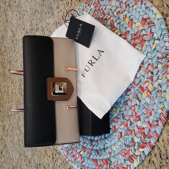 Furla | Bags | New Furla Classic Xl Mercurio Bifold Wallet In Box With ...